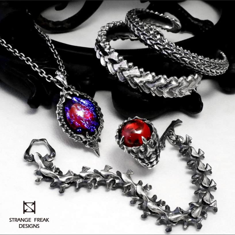 Strange Freak Designs – Silver Monsters